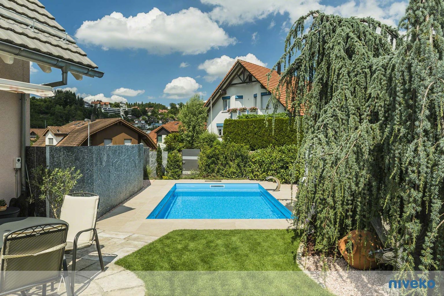 One-Piece Pools (Niveko) - Peninsula Pools